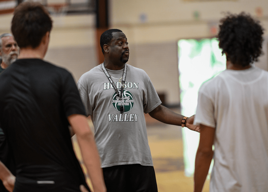 Hudson Valley boys sweep Hoops Fest – The Mamaroneck Review